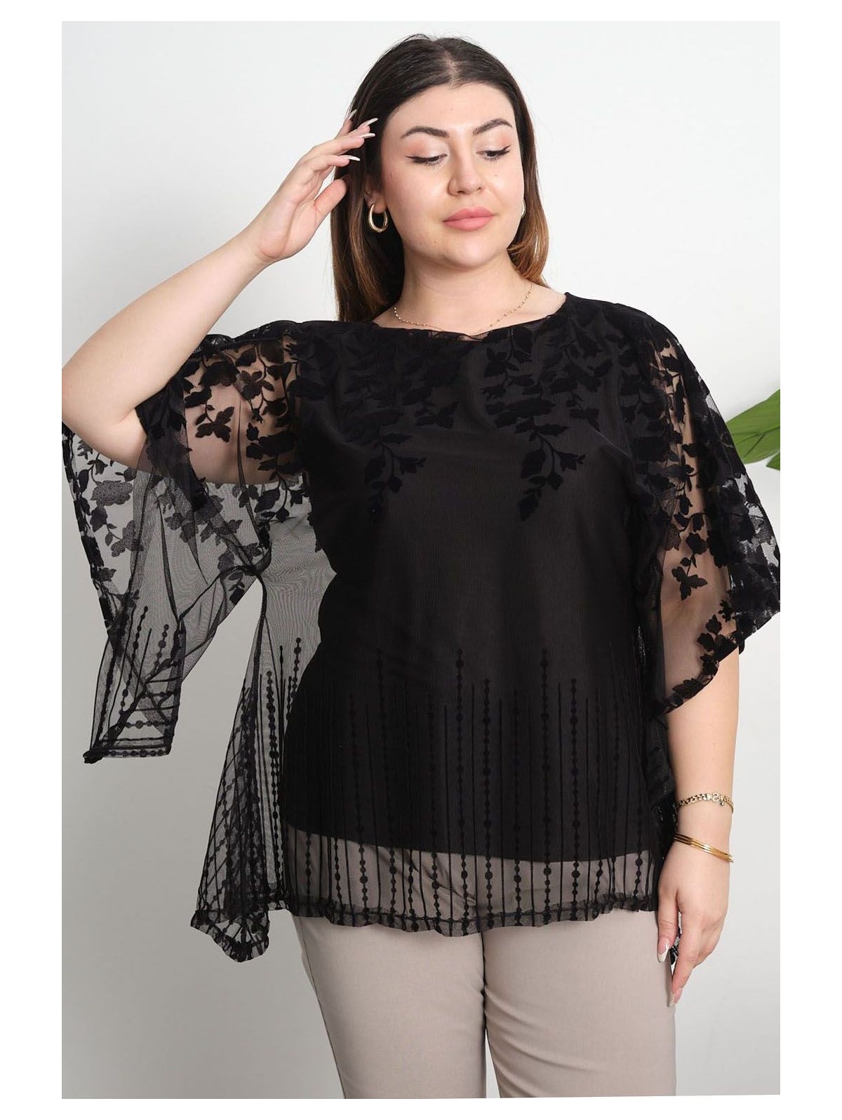 Elegantiška palaidinė moterims